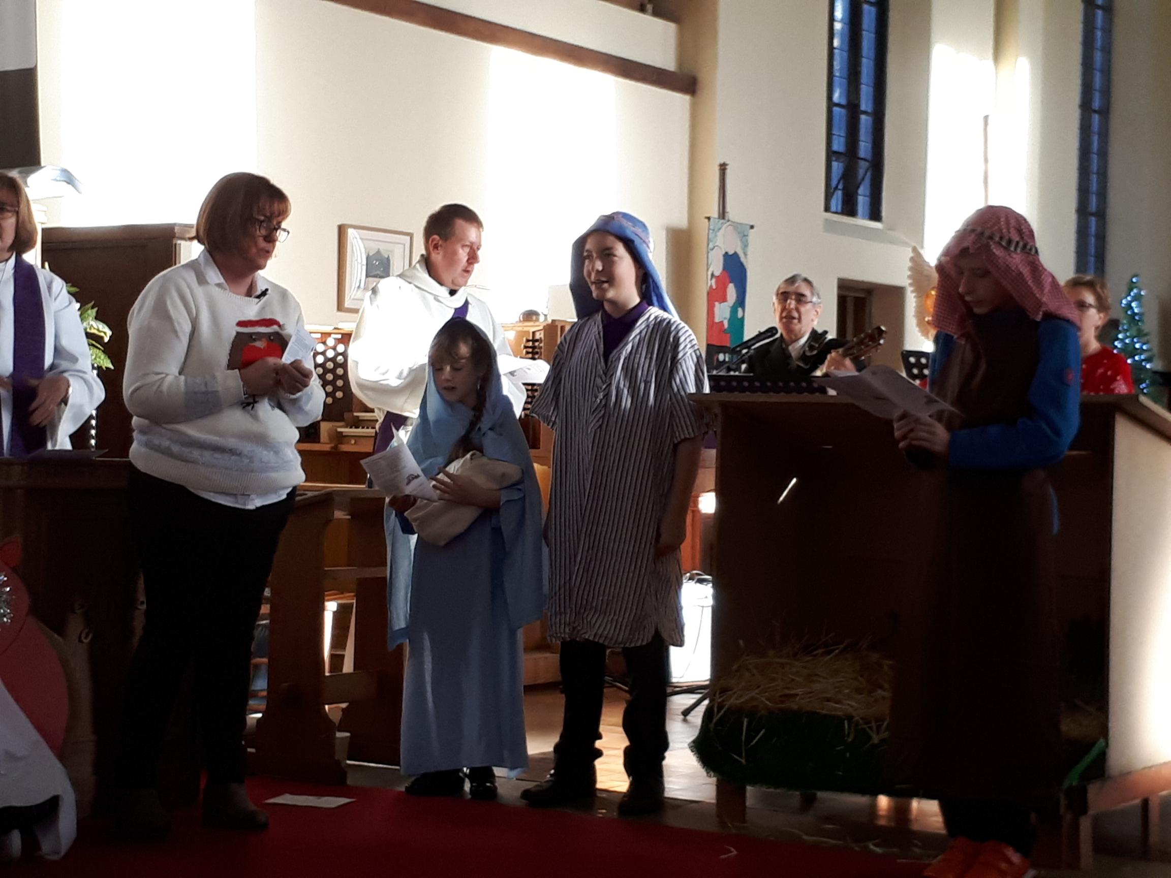 Crib Service – st hugh's church, old brumby, scunthorpe