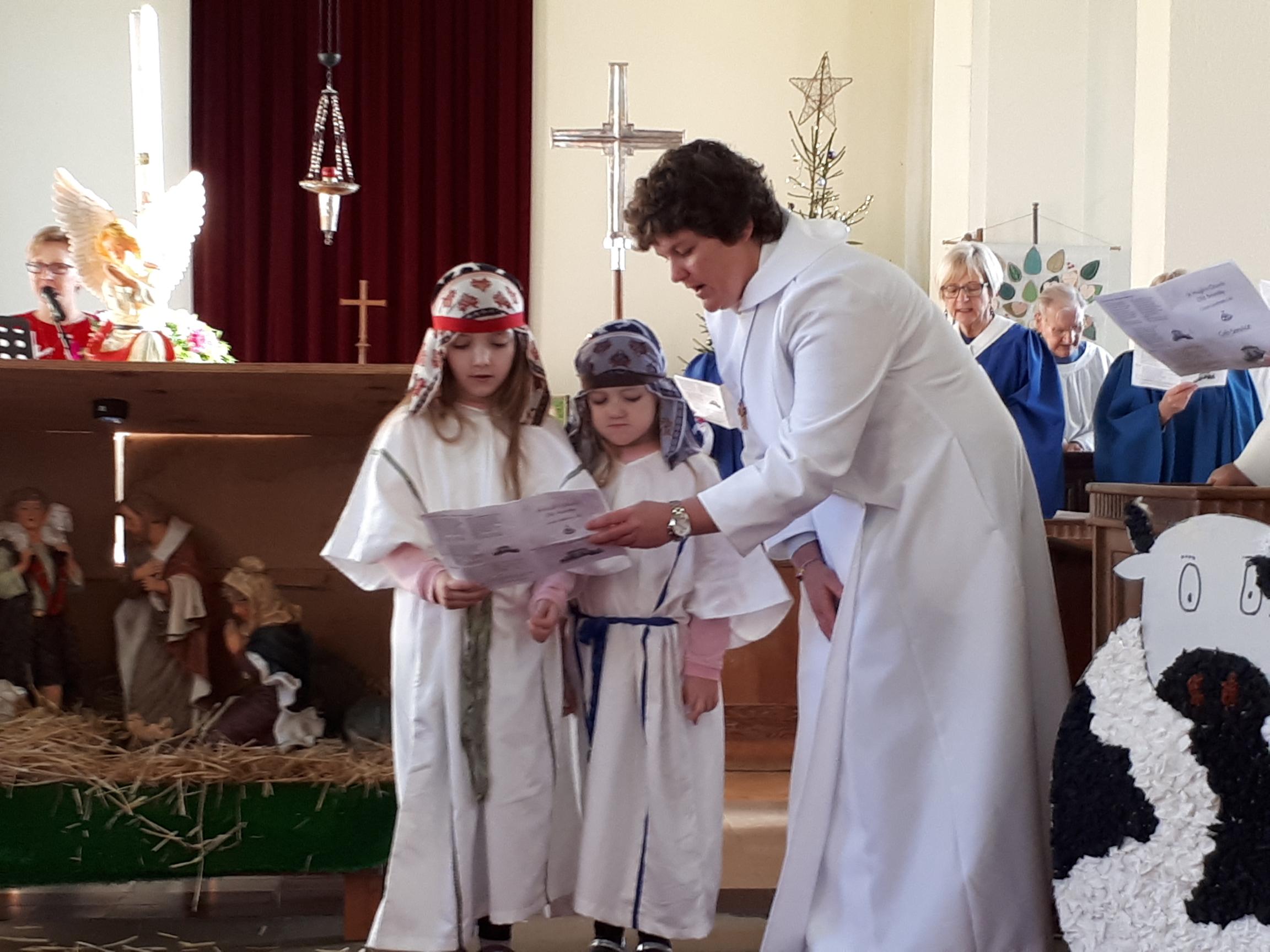 Crib Service – st hugh's church, old brumby, scunthorpe